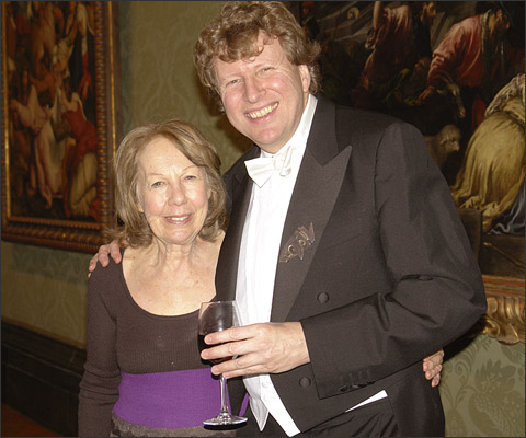 Welcome to the website of pianist Piers Lane